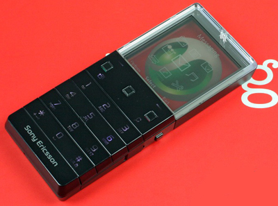 Видеообзор Sony Ericsson XPERIA Pureness: взгляд через стекло ...