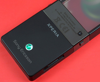 Видеообзор Sony Ericsson XPERIA Pureness: взгляд через стекло ...
