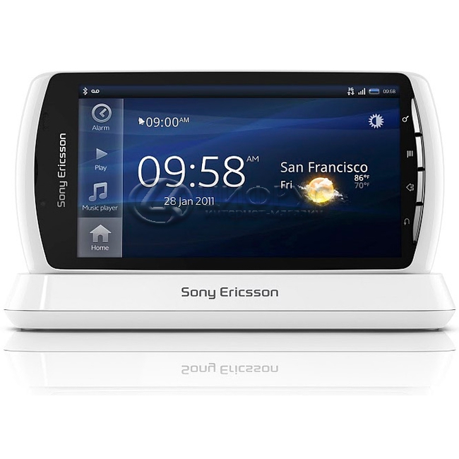 Купить Sony Ericsson Xperia Play R800 White в Москве – цена смартфона ...